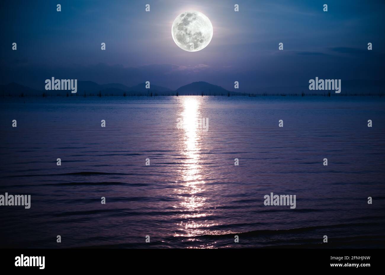 Fantastic view of the sea. Romantic scenic with full moon on sea to ...