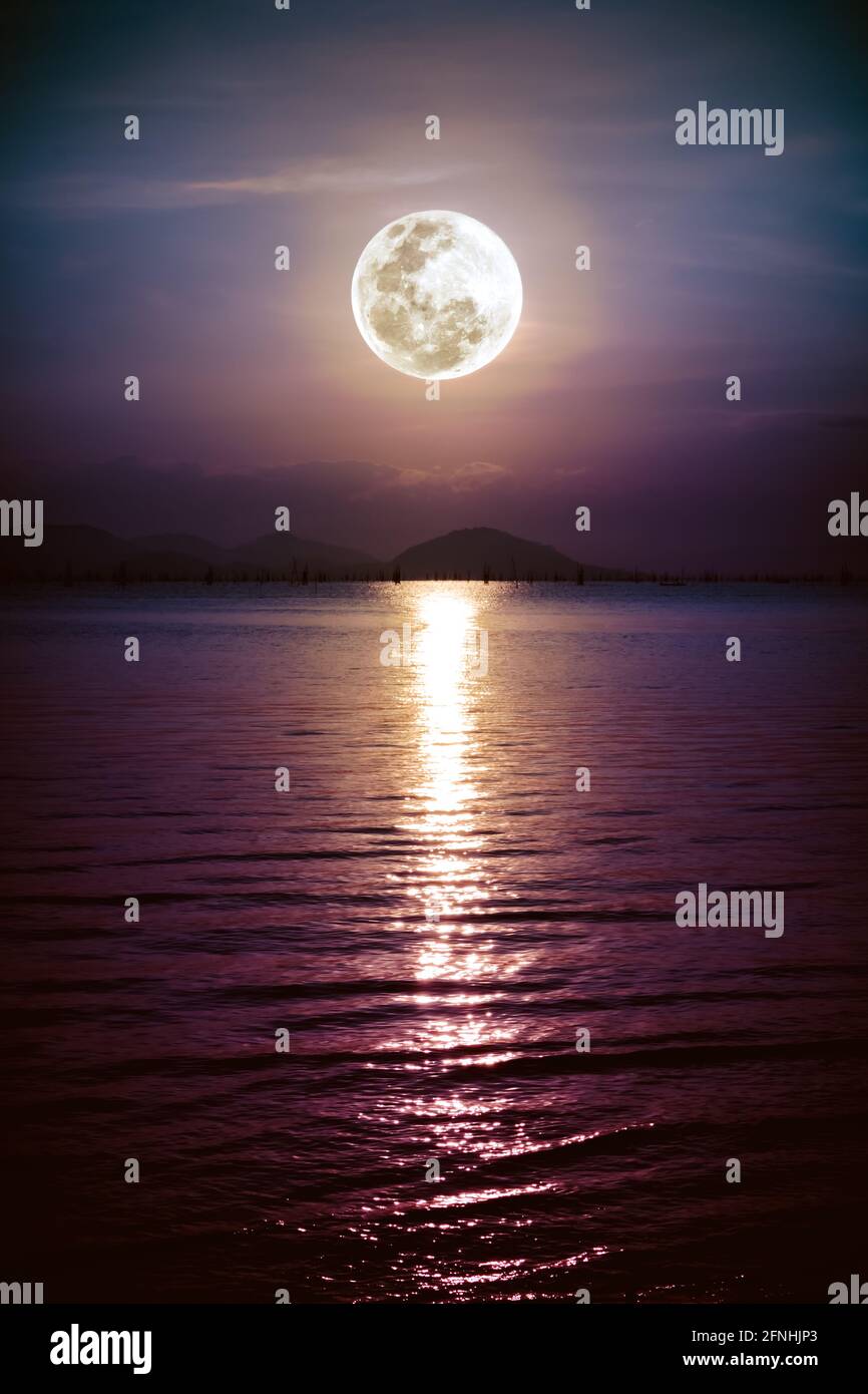 Fantastic view of the sea. Romantic scenic with full moon on sea to ...