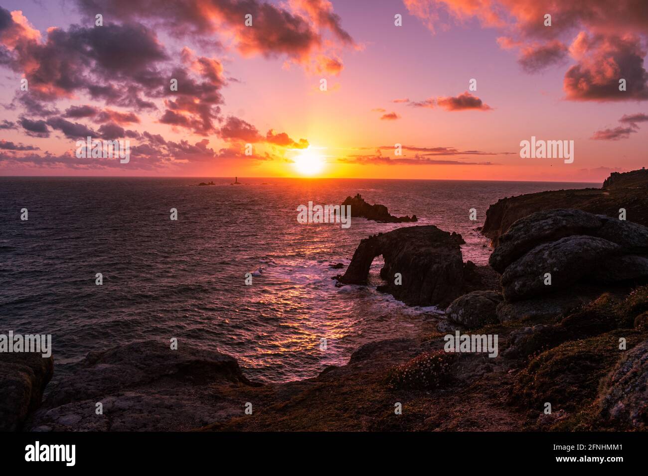 Super sunsets hi-res stock photography and images - Alamy