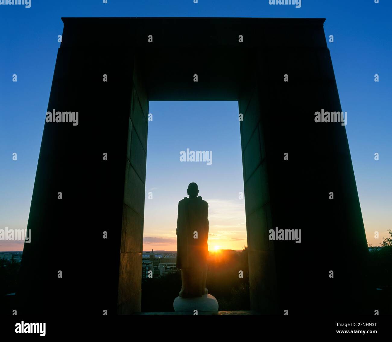 2004 HISTORICAL ROGER WILLIAMS NATIONAL MEMORIAL (©RALPH THOMAS WALKER ...