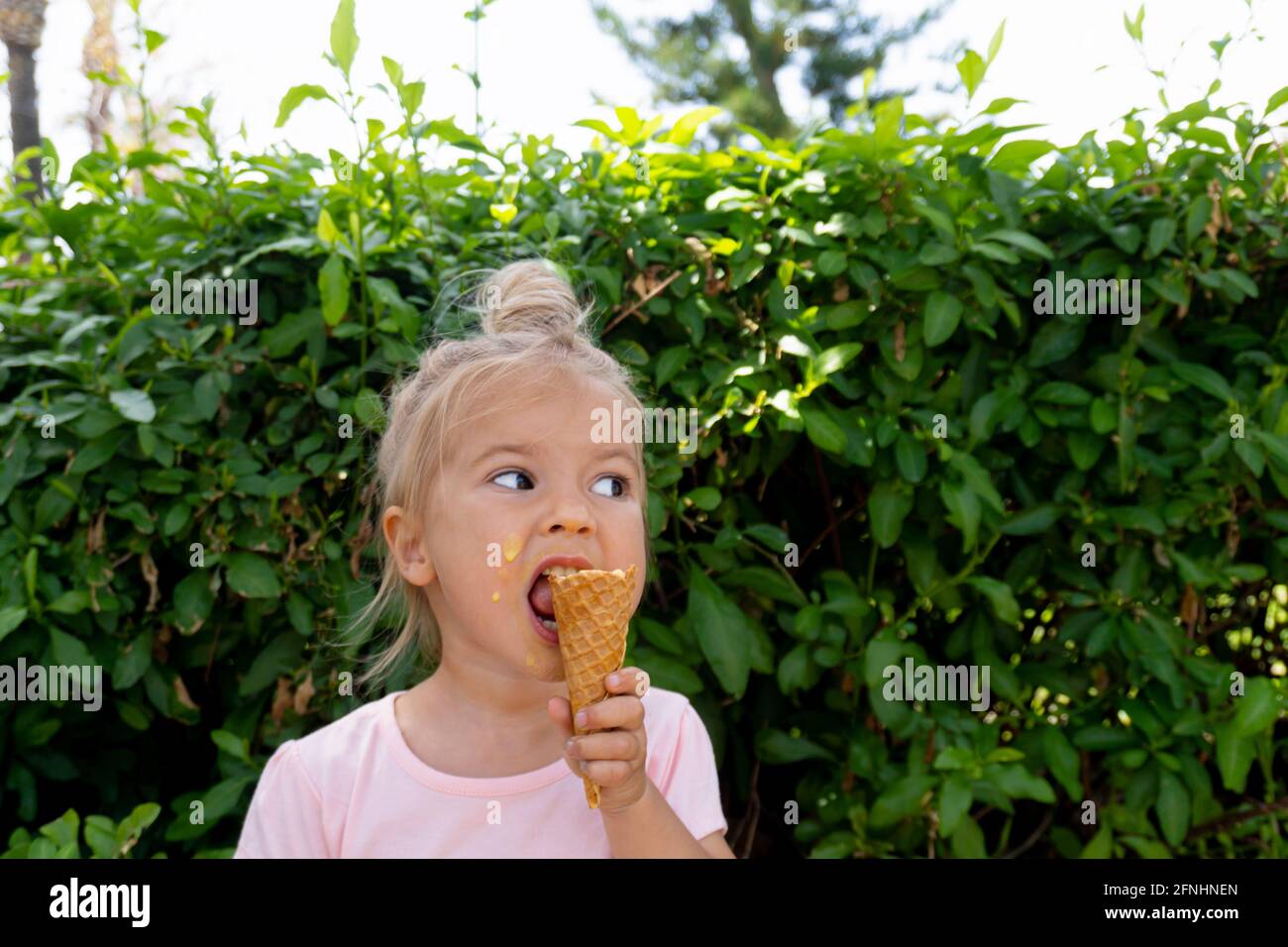 Child lick ice cream hi-res stock photography and images - Alamy
