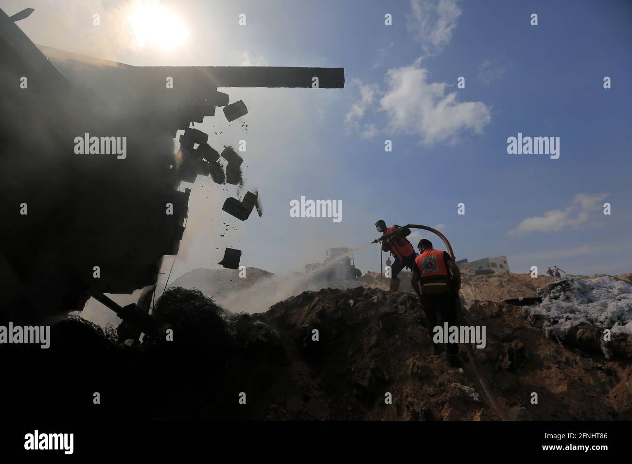 Palestinian firefighters hi-res stock photography and images - Alamy