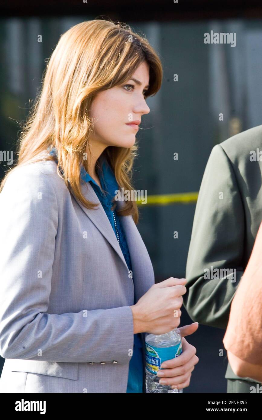 Jennifer Carpenter Dexter Season 1