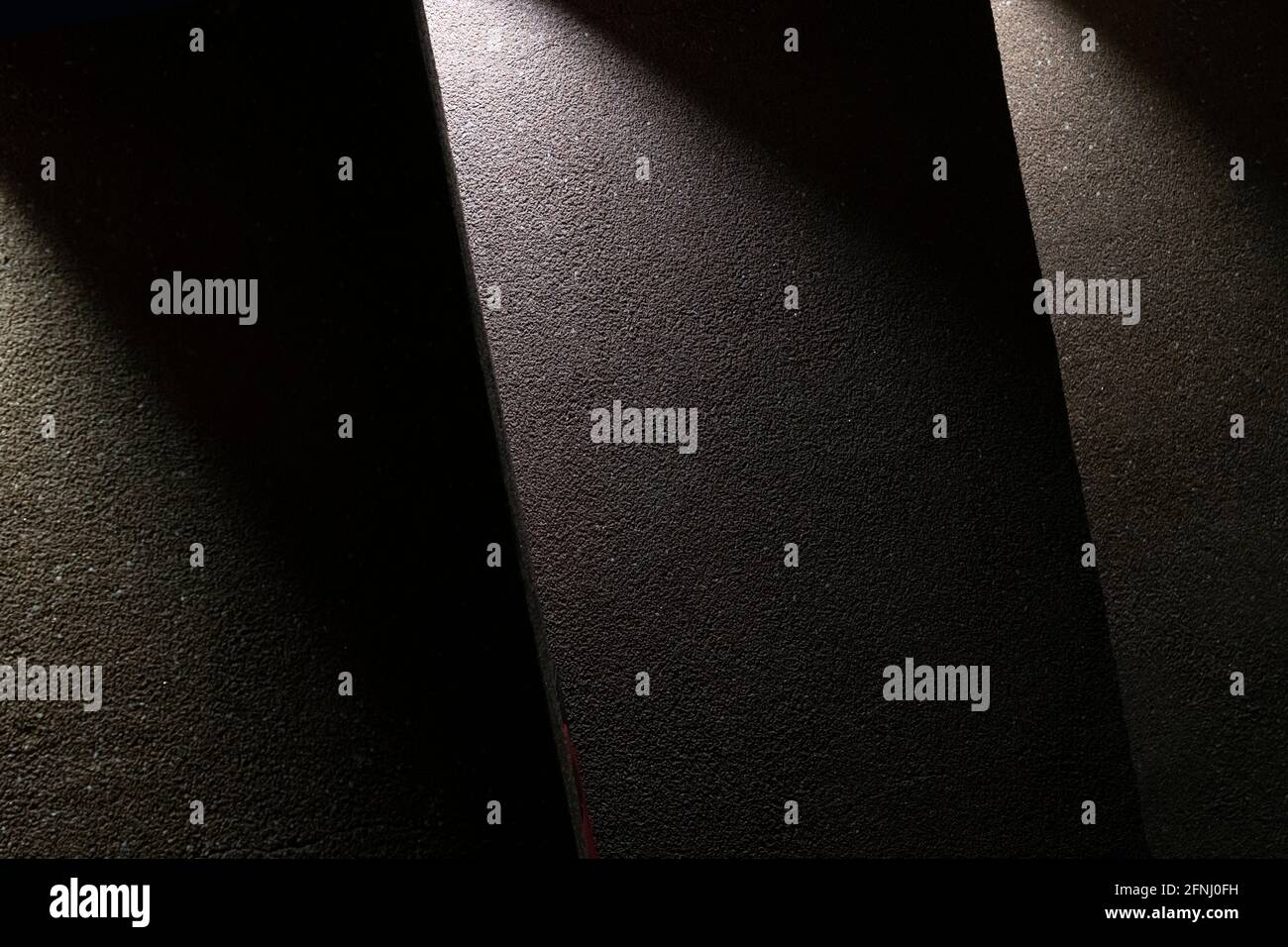 wall, lighting. Light and shadow, texture background. Modern interiors ...