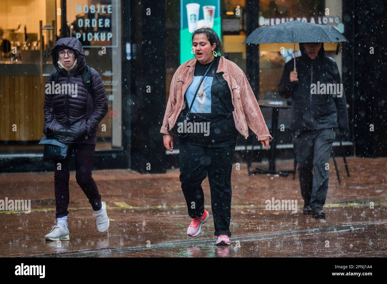 Wet Miserable People High Resolution Stock Photography and Images - Alamy