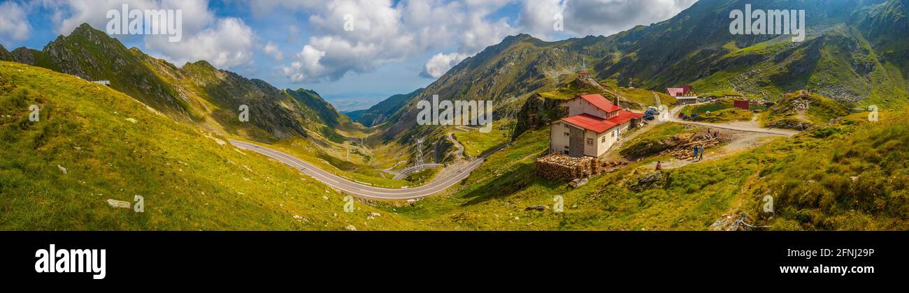 Impressive panorama view of famous Transfagarasan road, Fagaras ...