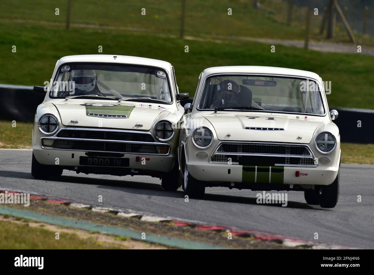 Close racing in the tradition of Touring cars, Peter Smith, Ford Lotus ...