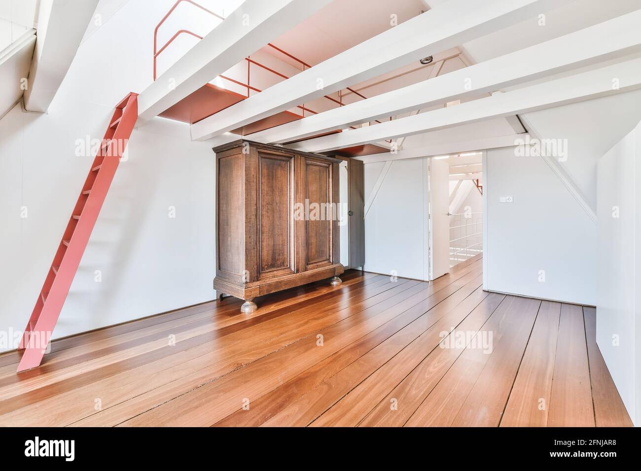 Empty storage structure hi-res stock photography and images - Alamy