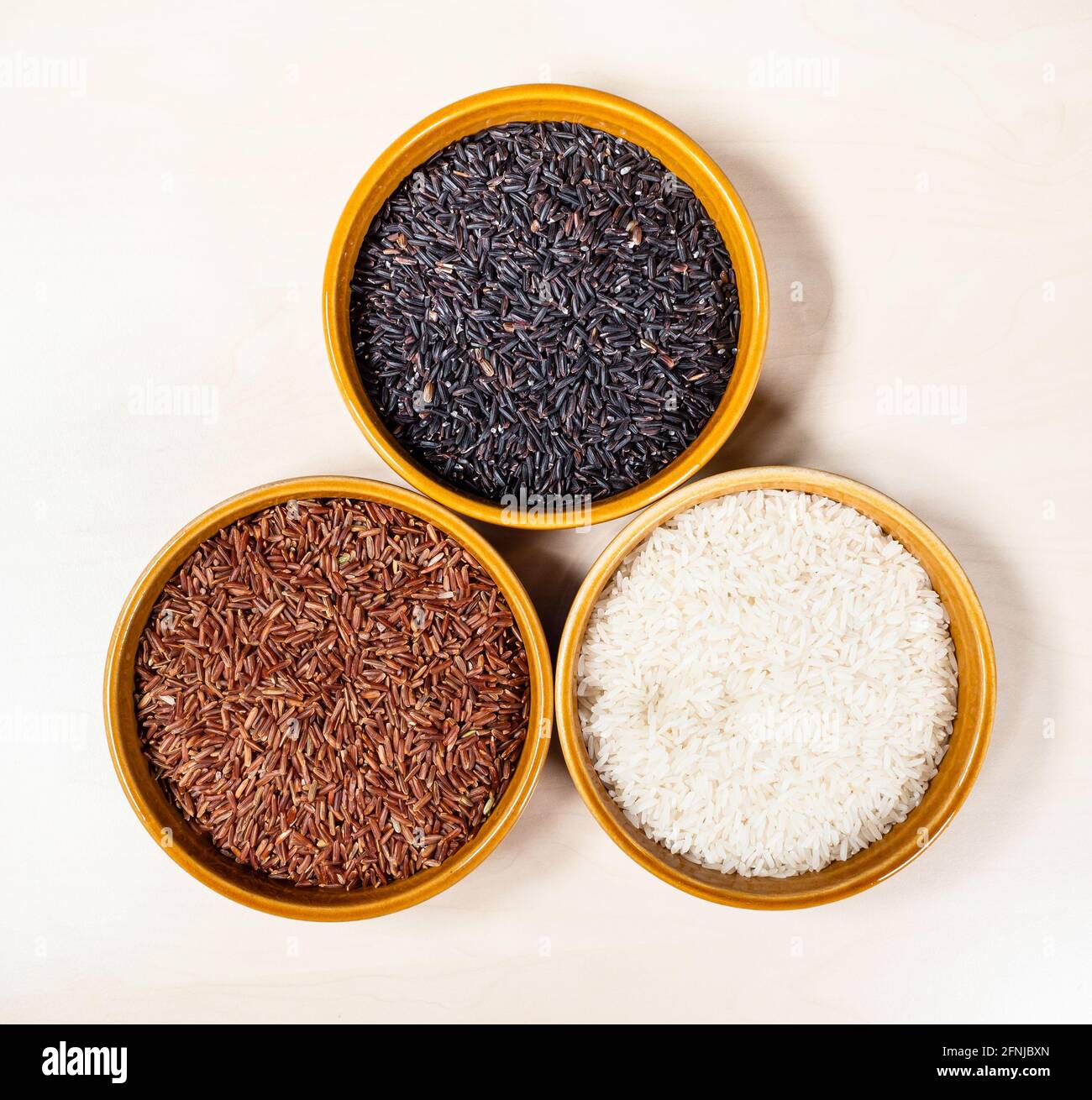 Polished and unpolished rice hi-res stock photography and images - Alamy