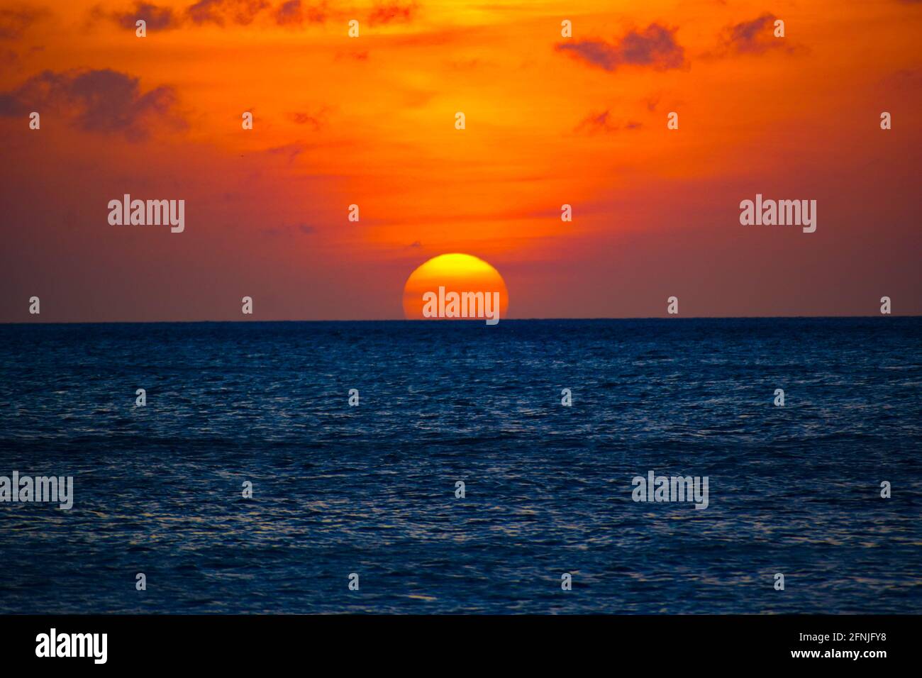 Velero y atardecer hi-res stock photography and images - Alamy