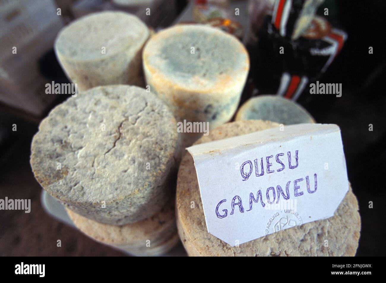 Queso gamoneu hi-res stock photography and images - Alamy
