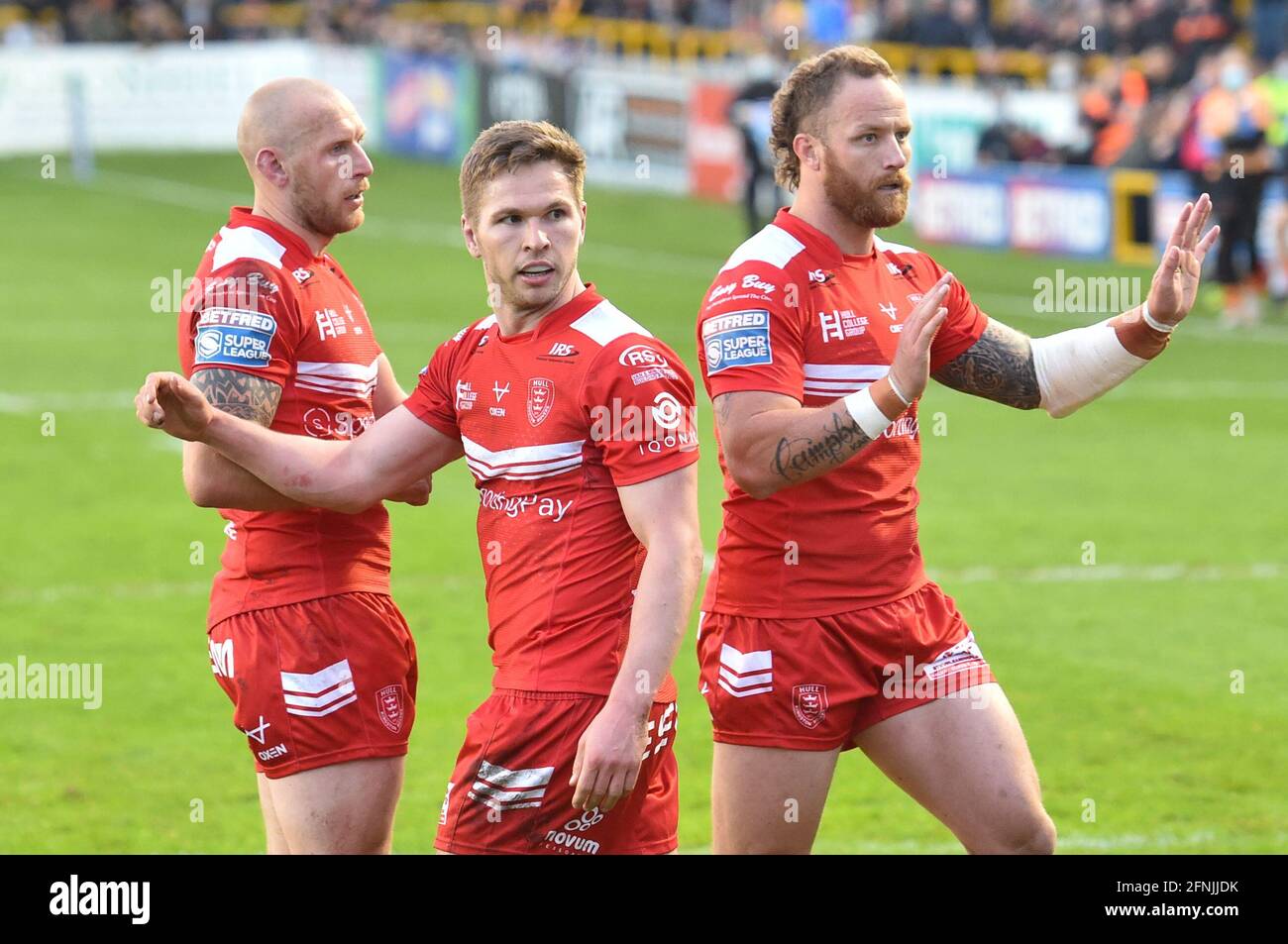 Matt Parcell (9) of Hull KR celebrates his try Stock Photo - Alamy