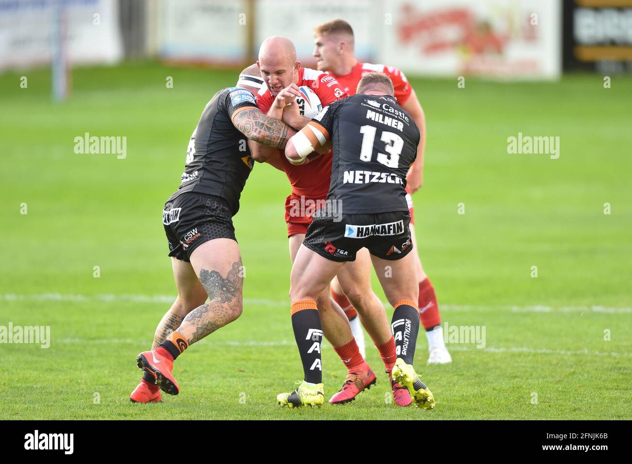 George King (16) of Hull KR in the tackle Stock Photo - Alamy
