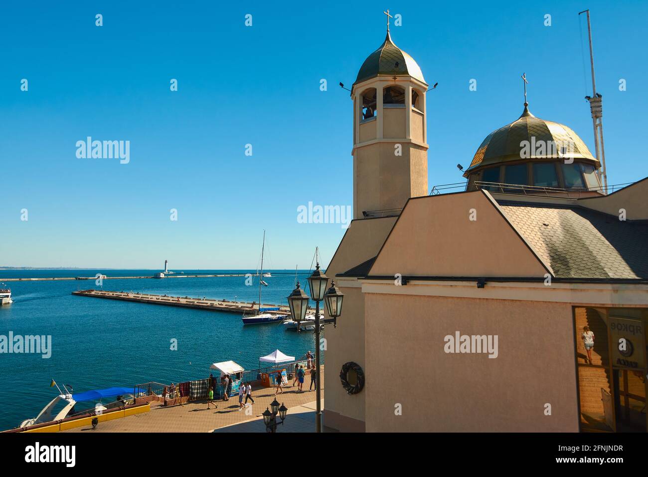 Port side view coastal hi-res stock photography and images - Alamy