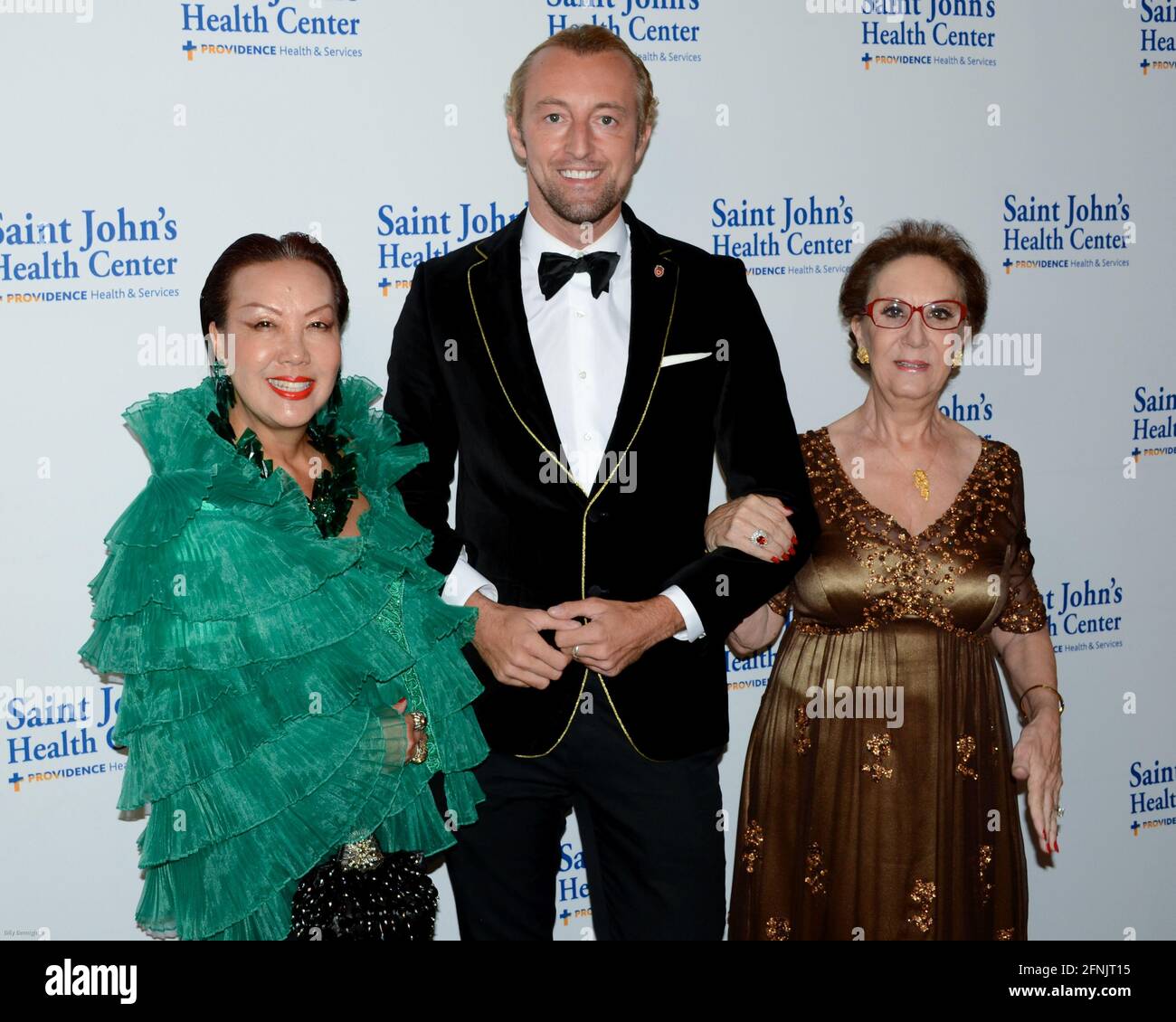 October 24, 2015, Beverly Hills, California, USA: Sue Wong and HH ...