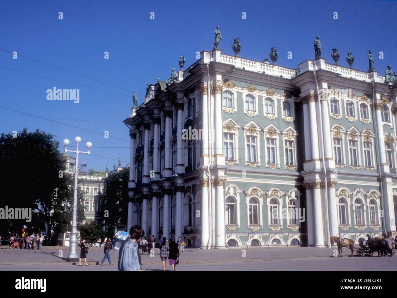 HERMITAGE MUSEUM, ST. PETERSBURG, RUSSIA, 1994 PIC MIKE WALKER Stock ...