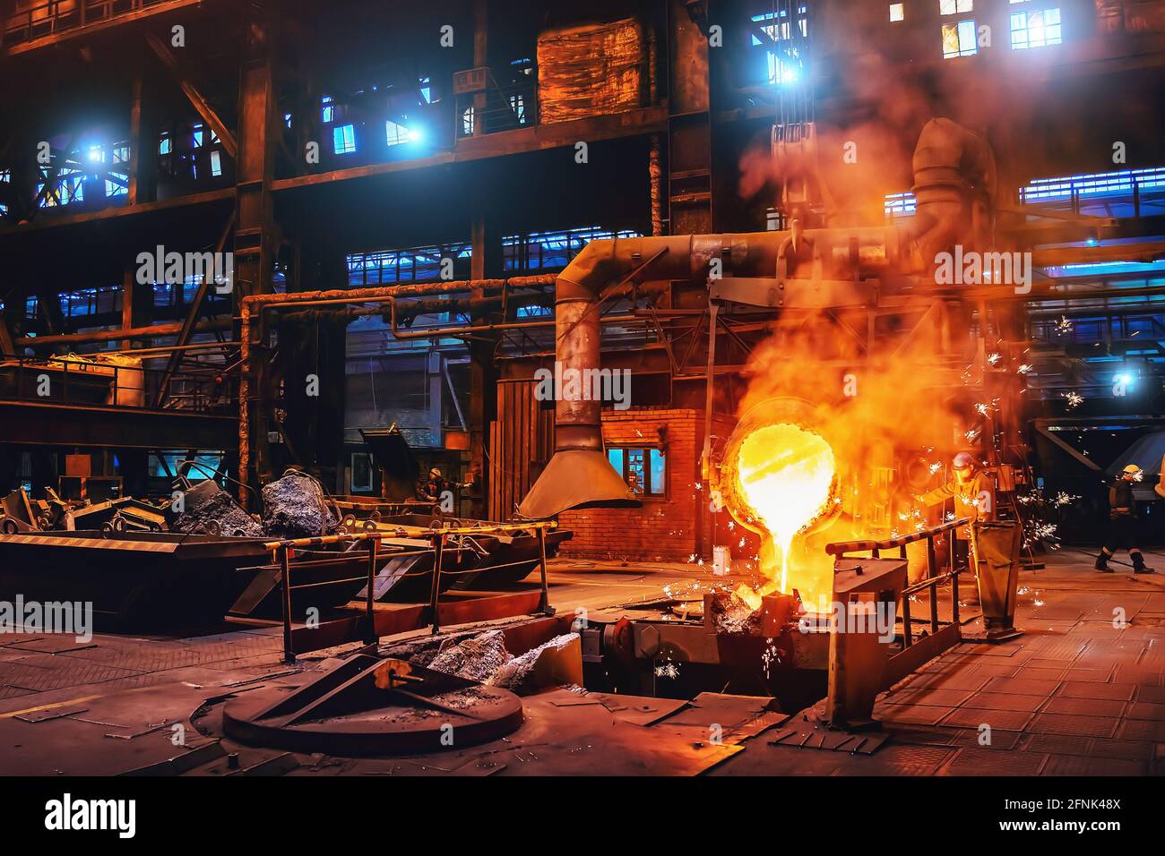 Heavy cast iron construction hi-res stock photography and images - Alamy