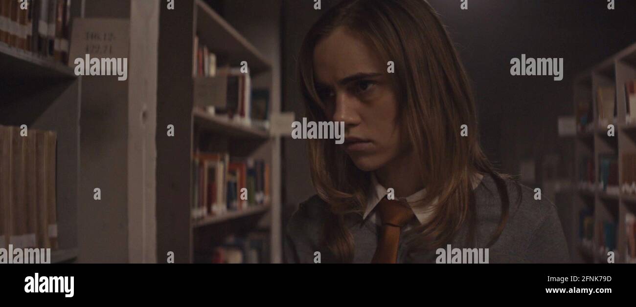 SEANCE, Suki Waterhouse, 2021. © RLJE Films /Courtesy Everett ...