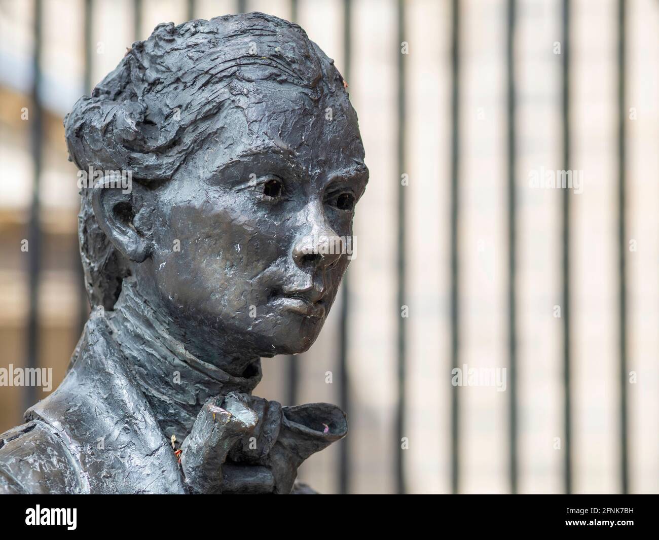 Detail shot of statue of poet Robert Fergusson, Canongate, Royal Mile ...