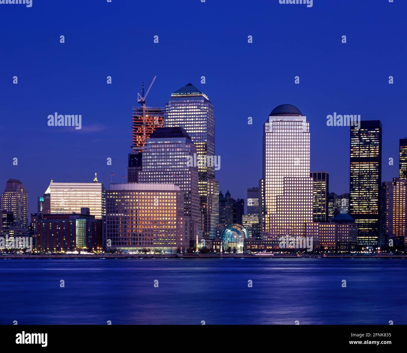 2004 HISTORICAL DOWNTOWN SKYLINE MANHATTAN NEW YORK CITY USA Stock ...