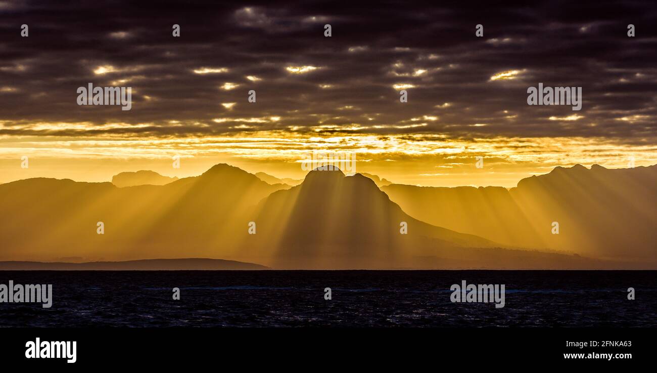 False sunrise hi-res stock photography and images - Alamy