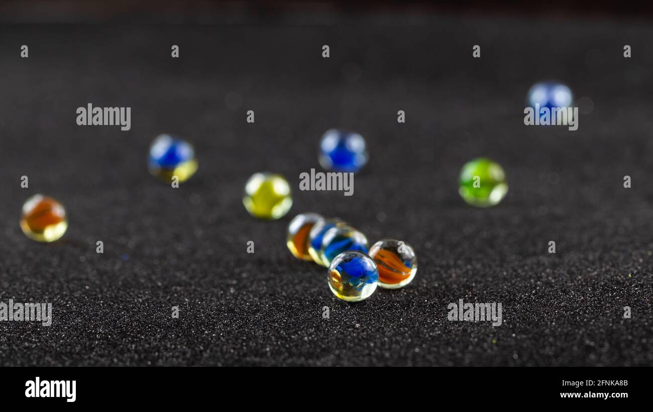 Glass marbles texture hi-res stock photography and images - Alamy