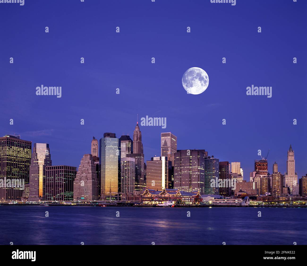 New york city 21st hi-res stock photography and images - Alamy