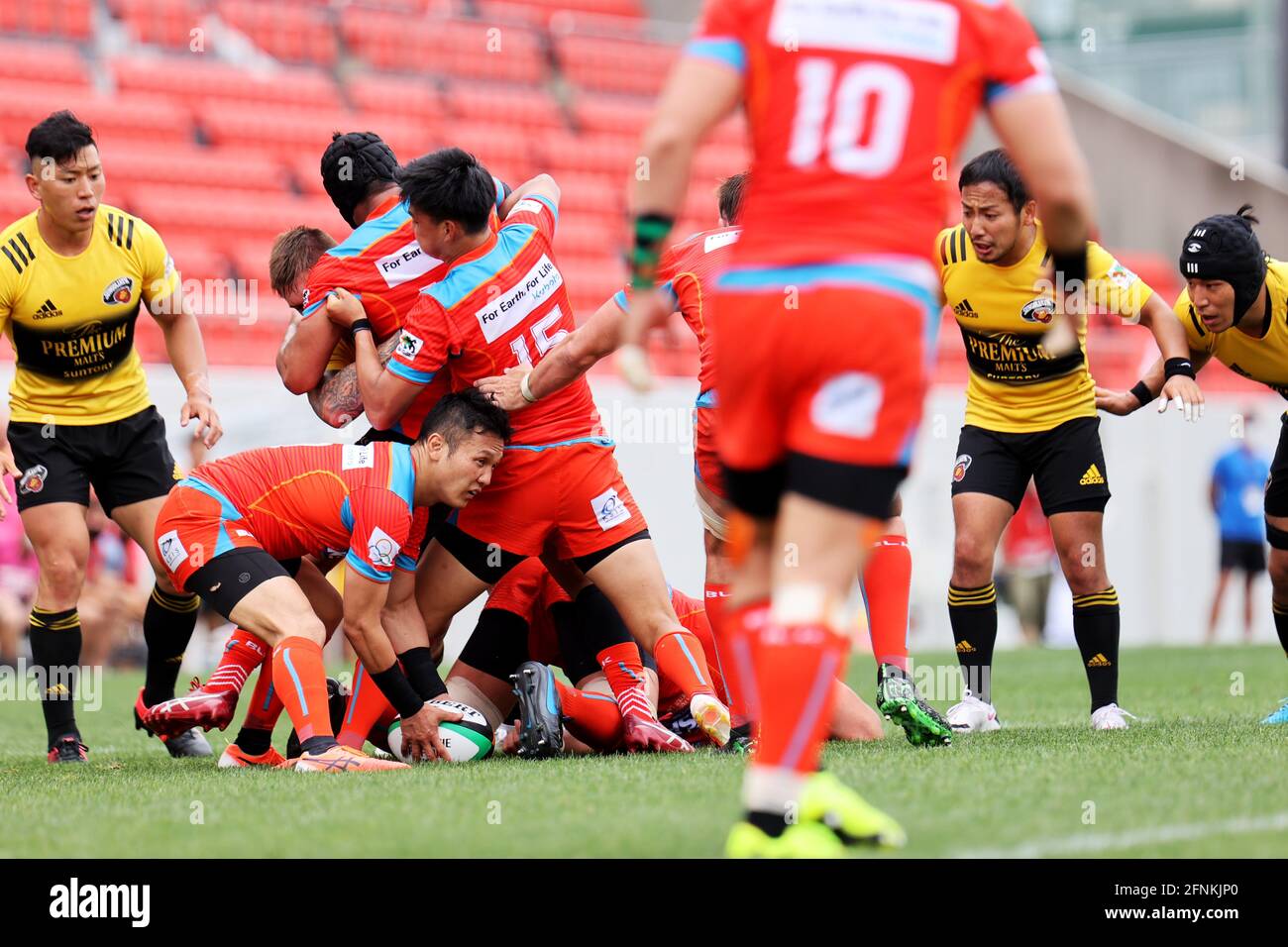 Hanazono Rugby Stadium, Higashi Osaka, Japan. 16th May, 2021. Daisuke ...