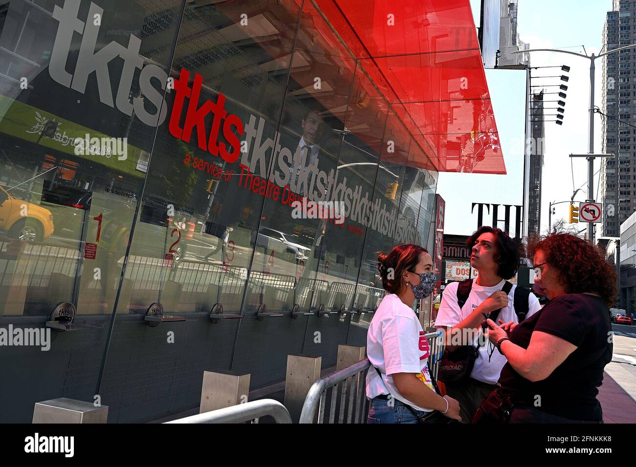 The tkts ticket booths hi-res stock photography and images - Alamy