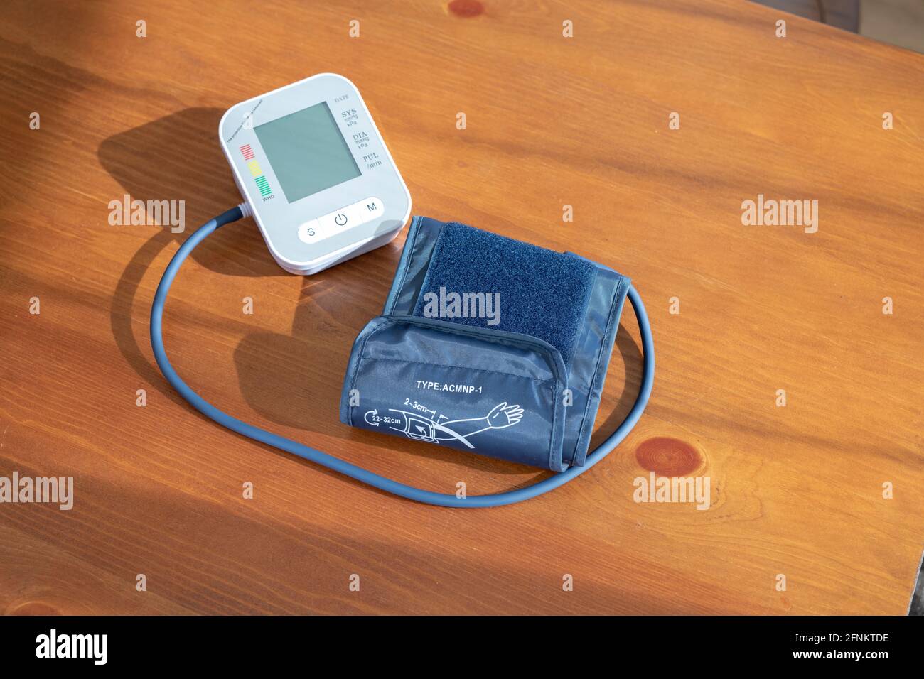 Self sphygmomanometer hi-res stock photography and images - Alamy