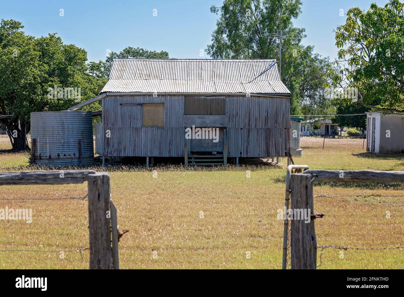 Old abandoned timber shack in country Australia Stock Photo - Alamy