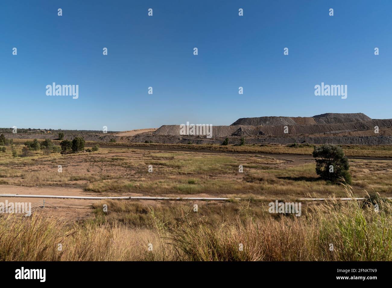 Open coal piles hi-res stock photography and images - Alamy