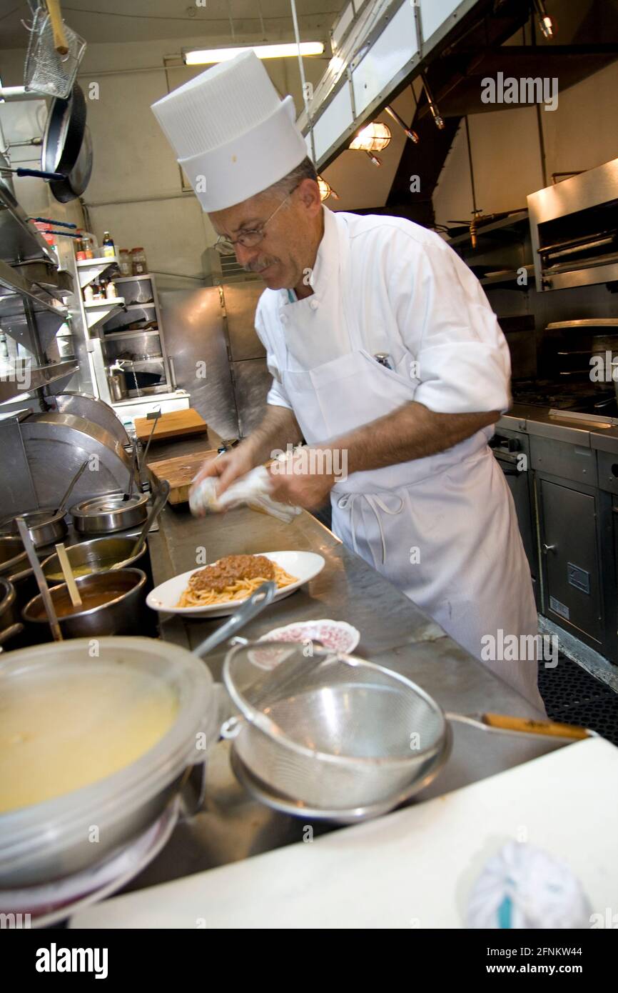 Musso and frank’s hi-res stock photography and images - Alamy