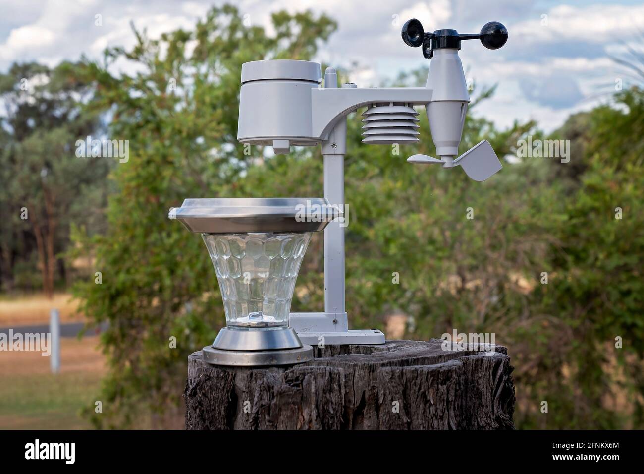 Weather machine hi-res stock photography and images - Alamy