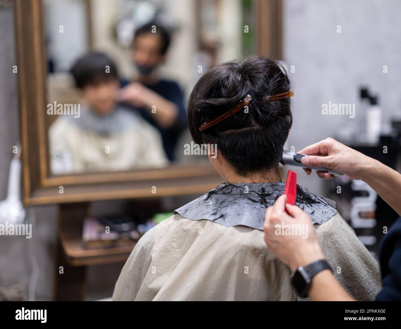 Japanese hair salons hi-res stock photography and images - Alamy