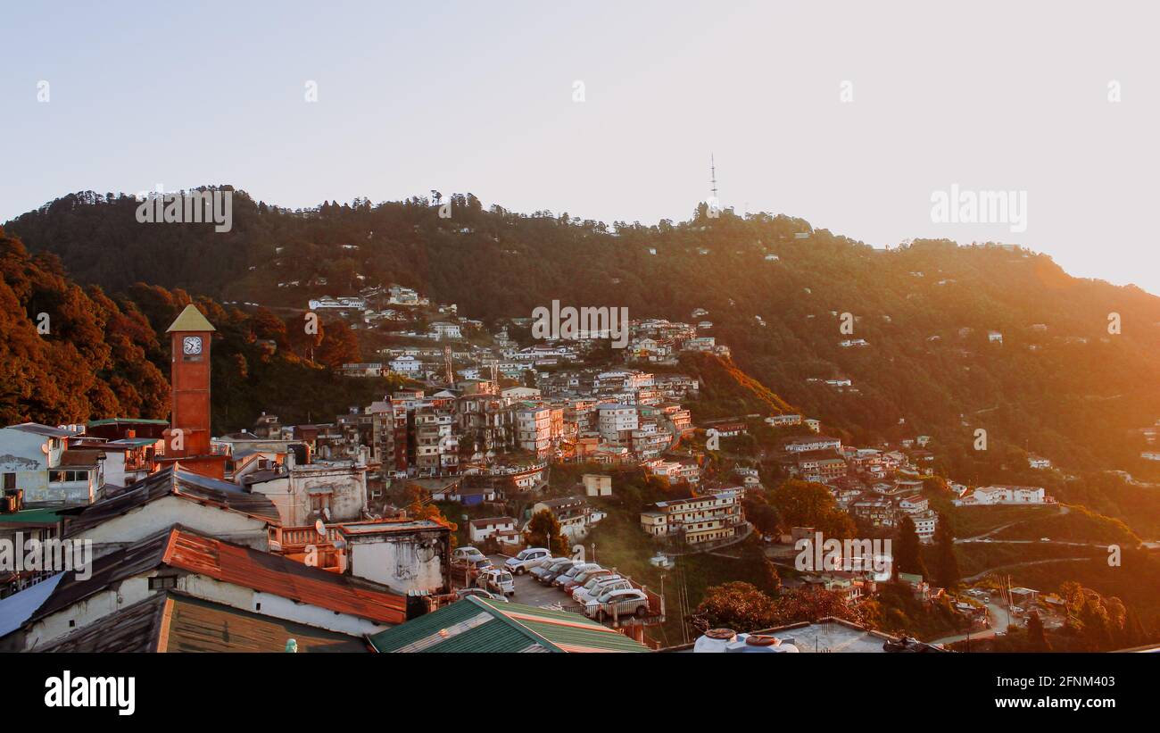 beautiful landscape of mussoorie hills in the morning Stock Photo - Alamy