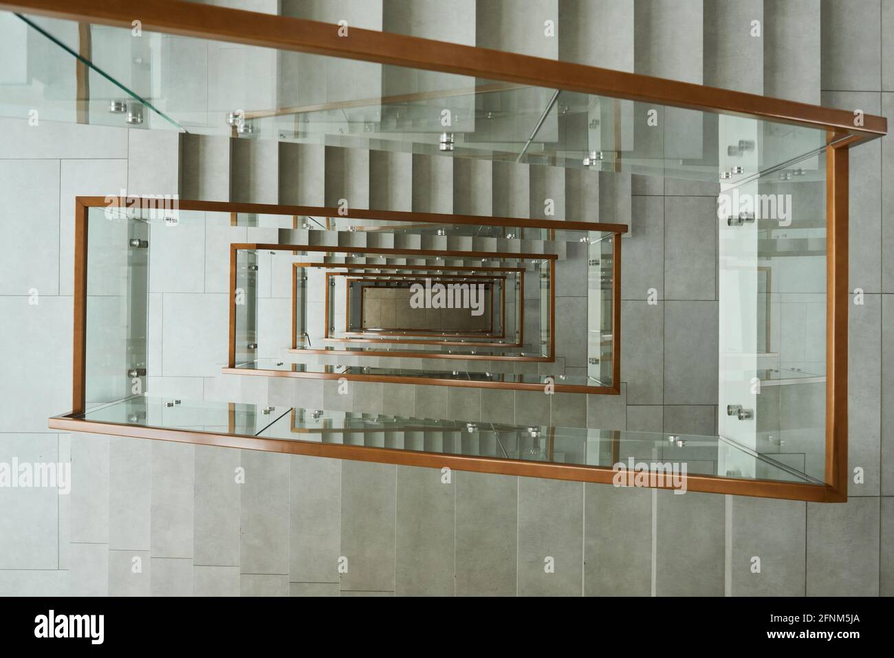Glass railings hi-res stock photography and images - Alamy