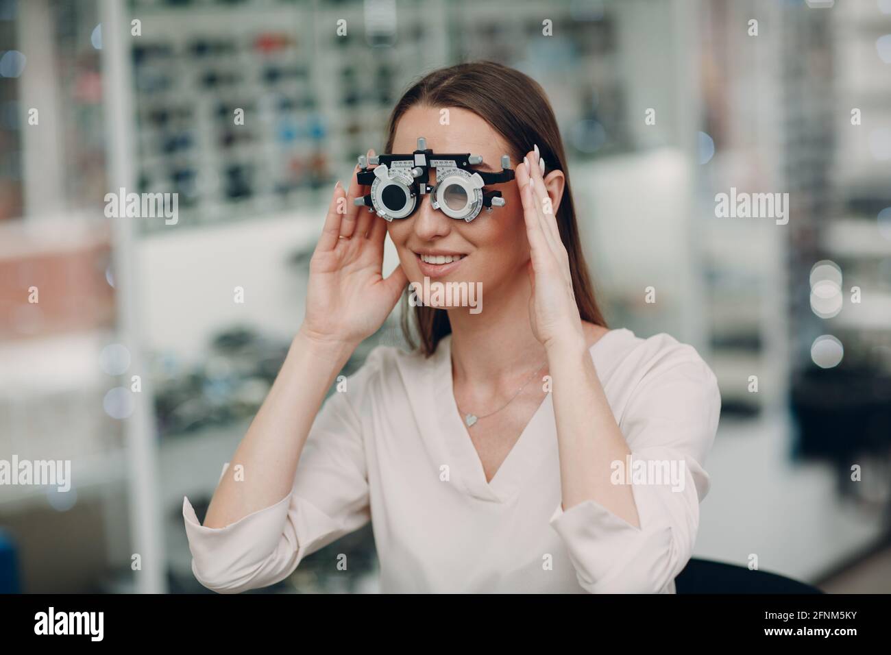 Optical phoropter hi-res stock photography and images - Alamy