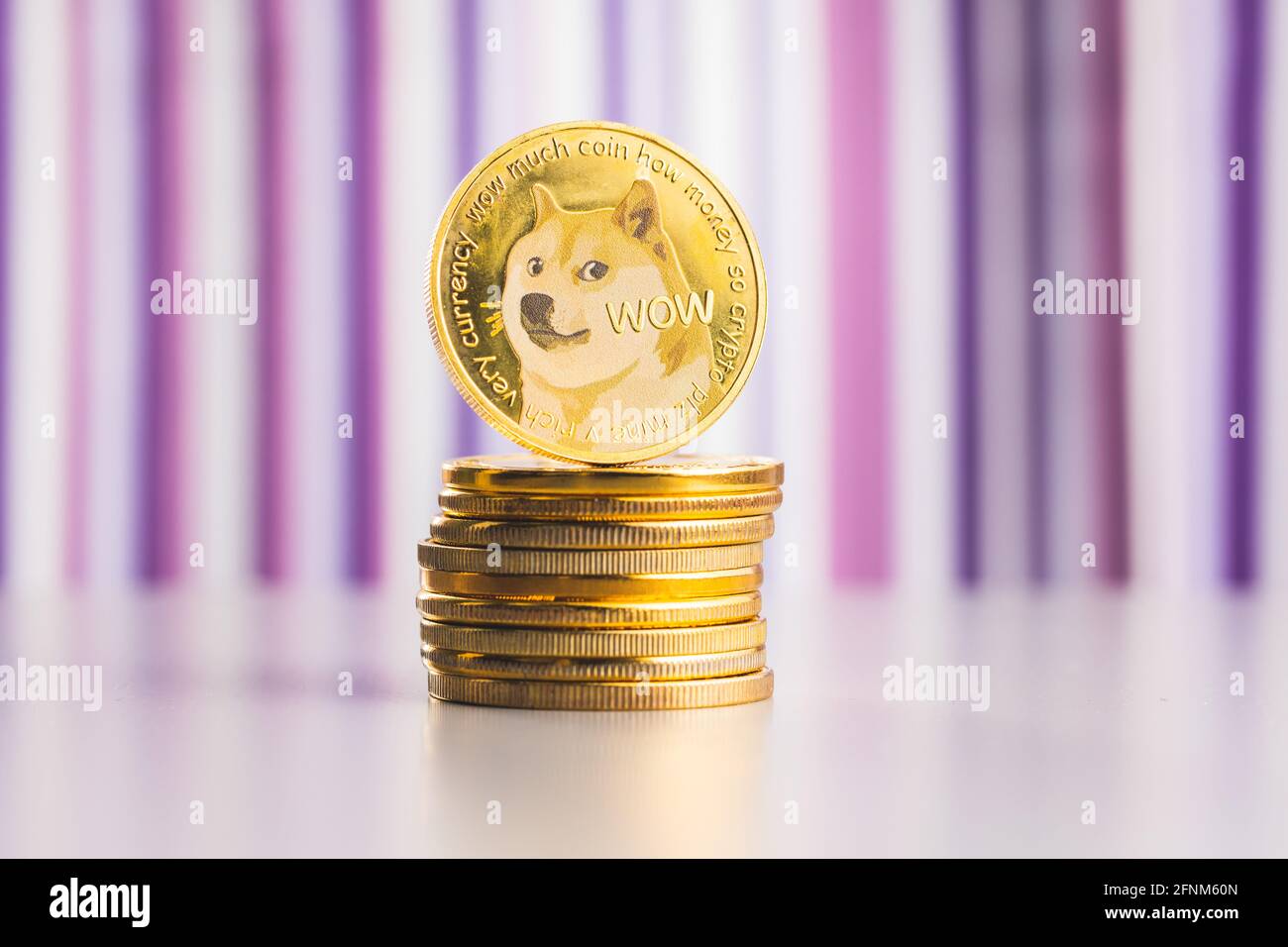 Cryptocurrency dogecoin hi-res stock photography and images - Alamy