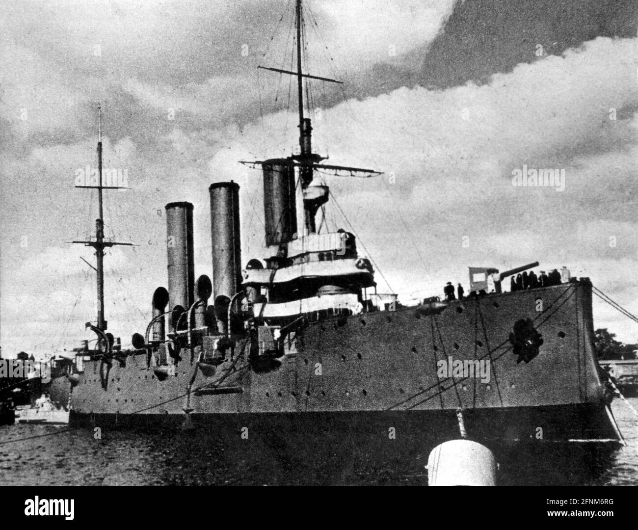 geography / travel, Russia, revolution 1917, armoured cruiser "Aurora ...