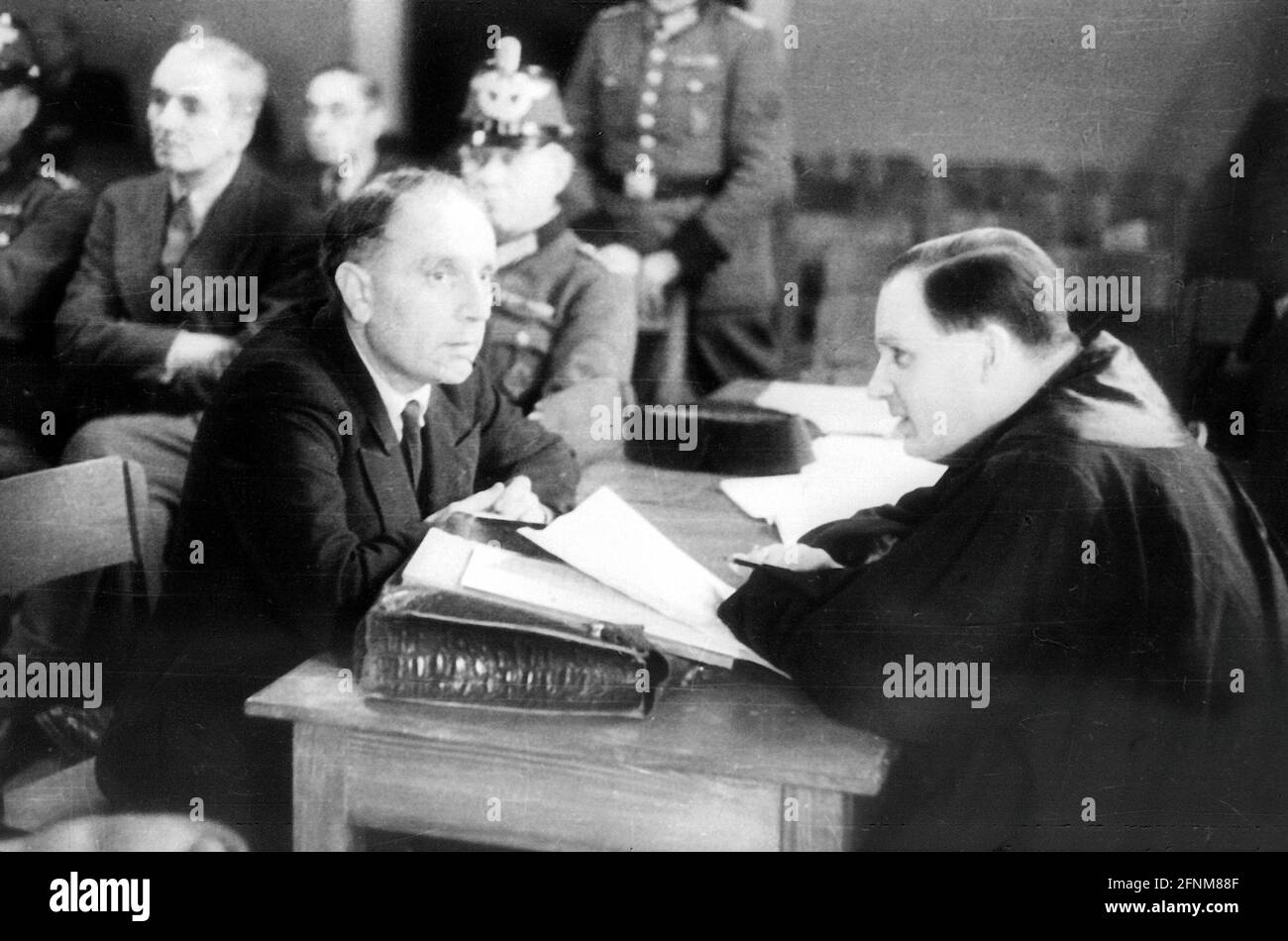 Nazism / National Socialism, resistance, trial at the People's Court ...