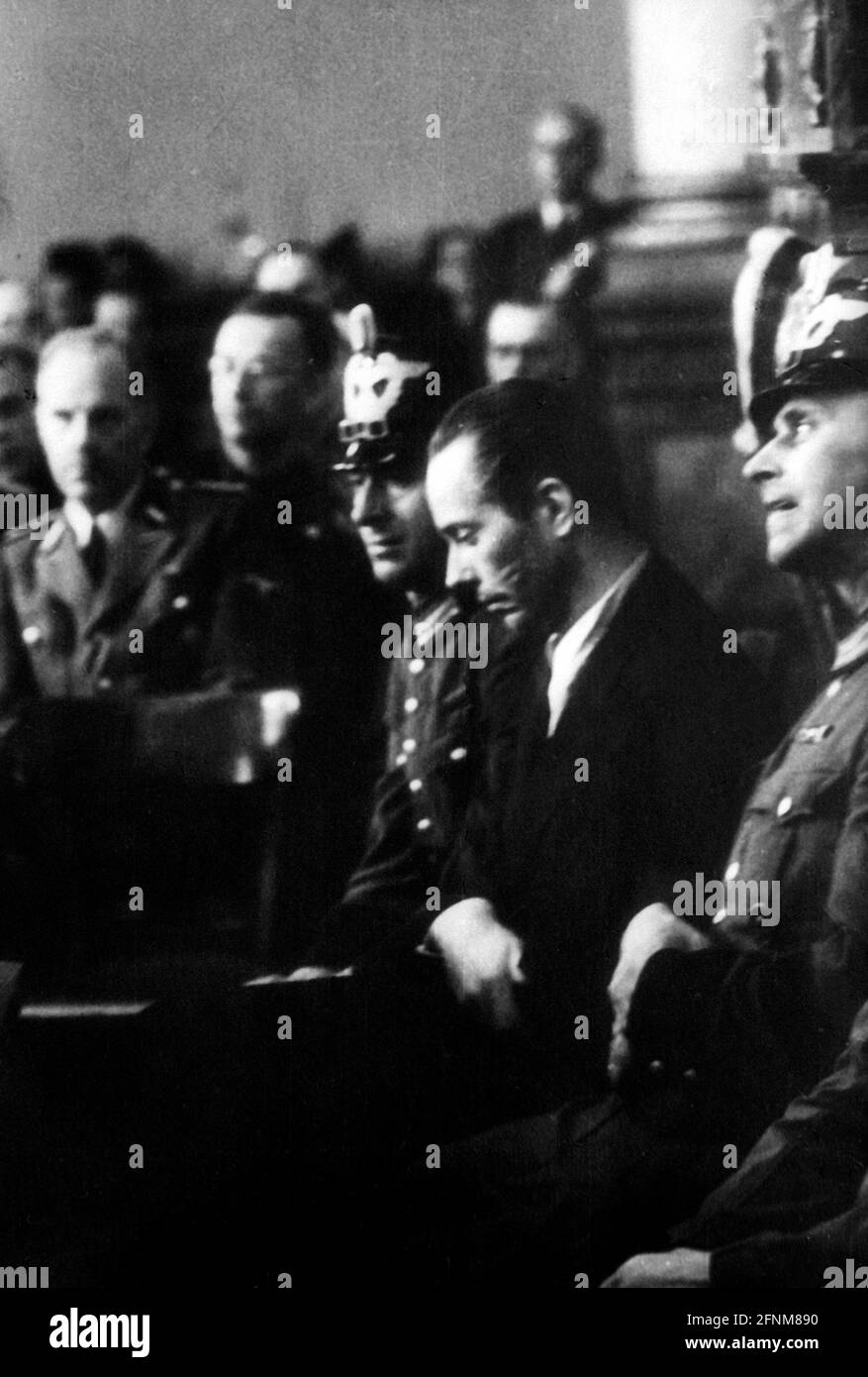 Nazism / National Socialism, resistance, trial at the People's Court ...