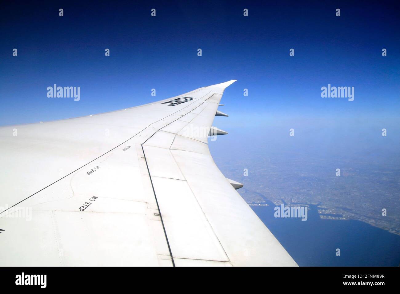 ANA Boeing787 aerial view of the wing Stock Photo - Alamy
