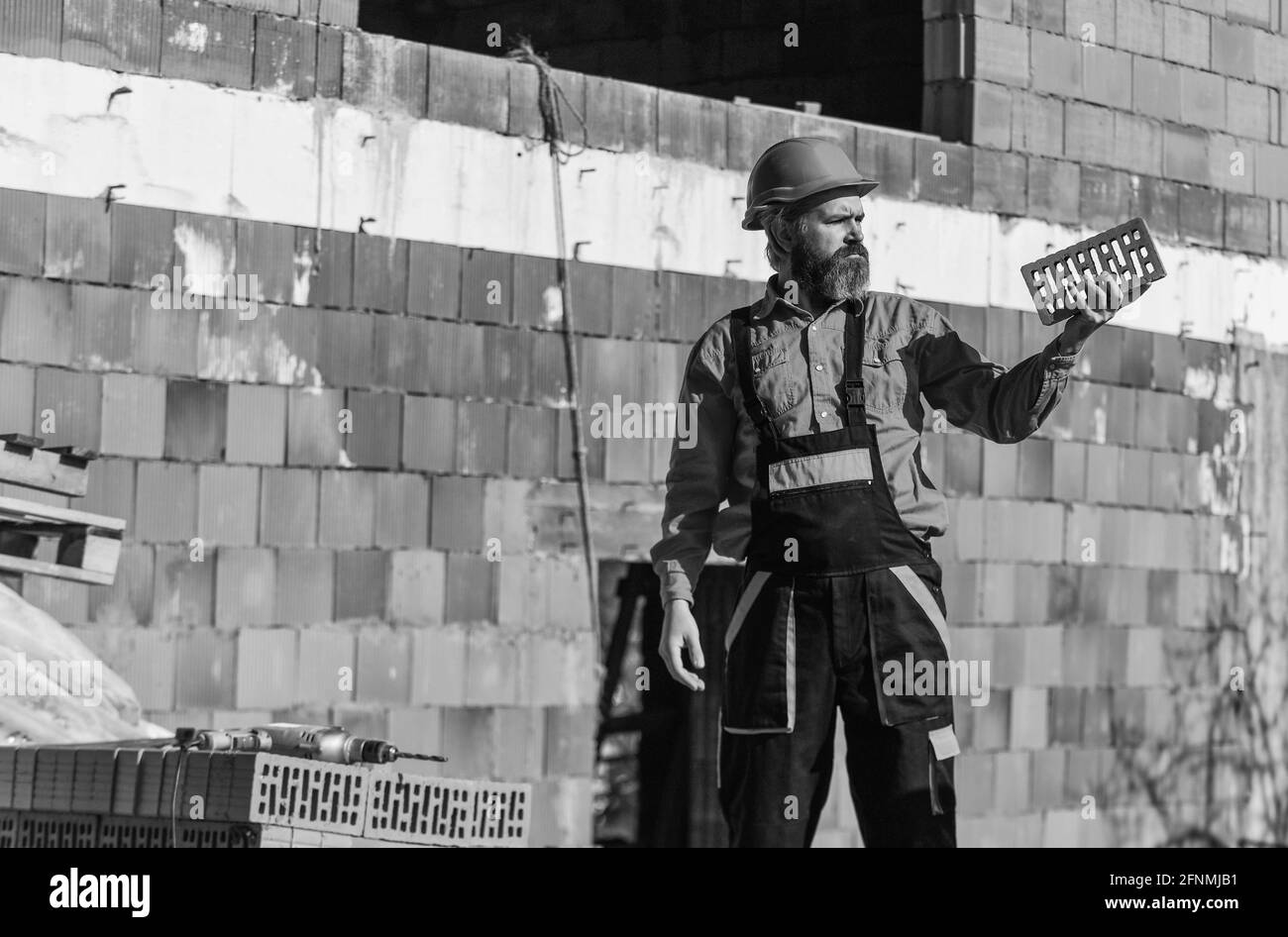 Expanded clay aggregate blocks hi-res stock photography and images - Alamy