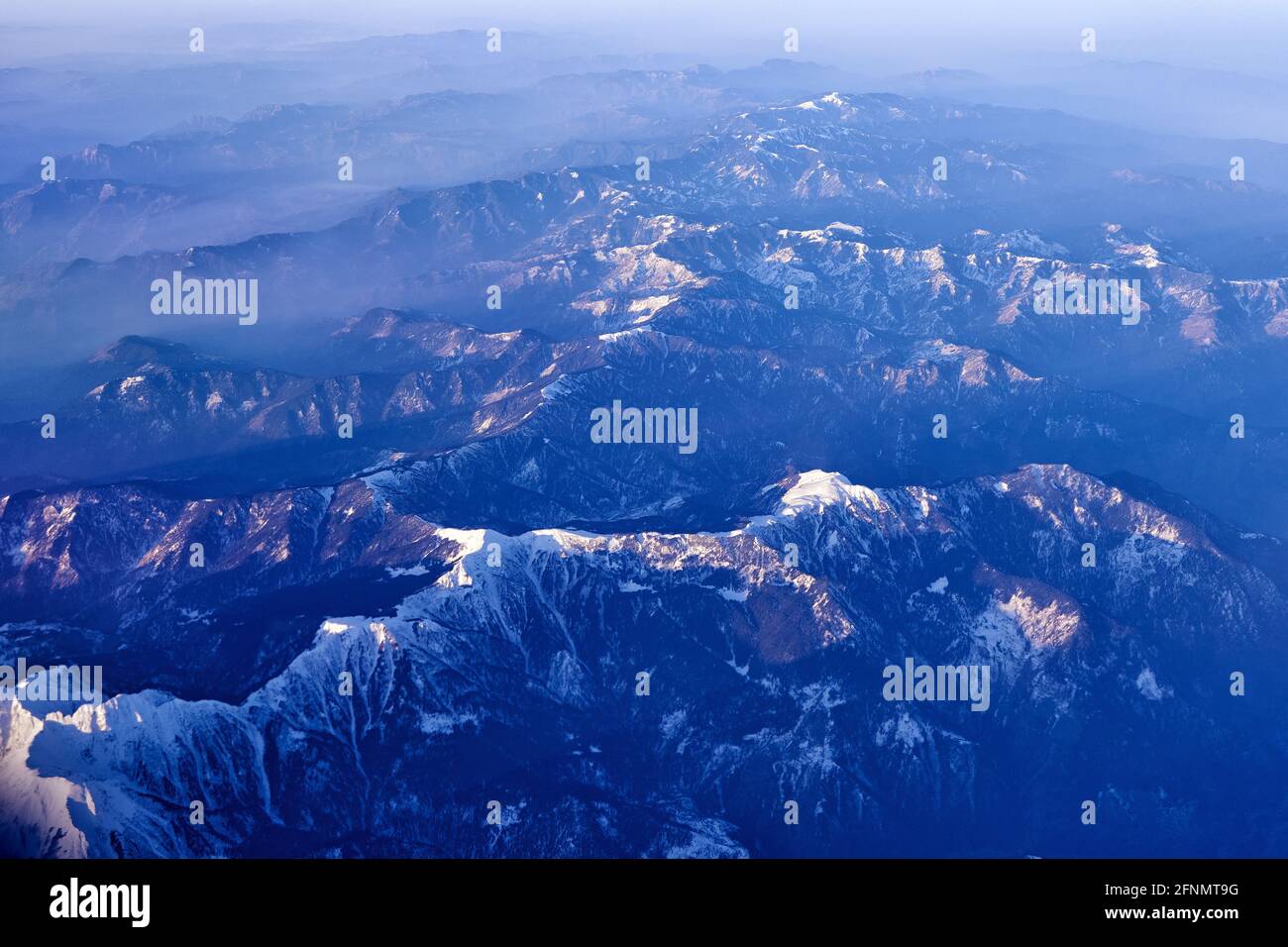 Fold mountains himalayas hi-res stock photography and images - Alamy