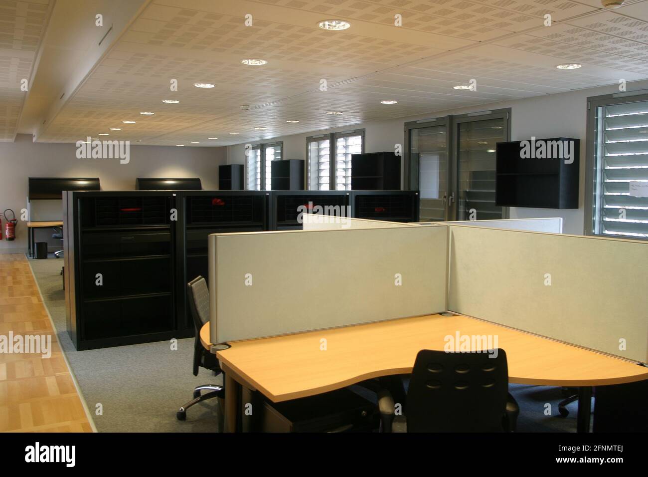 Empty offices france hi-res stock photography and images - Alamy