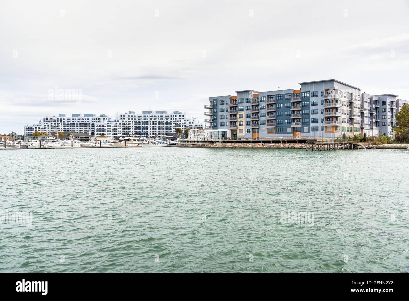 Housing around a marina hi-res stock photography and images - Alamy