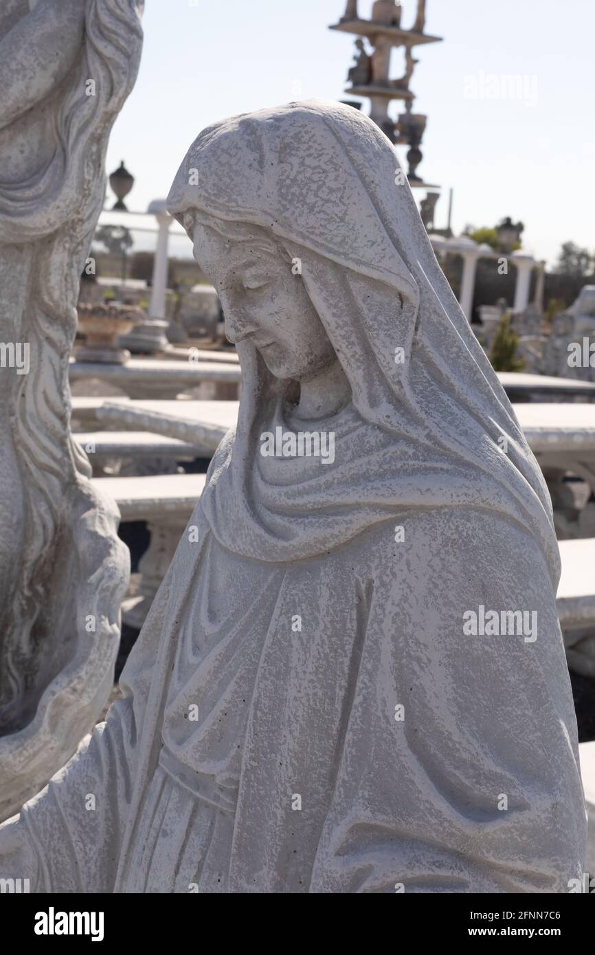 Ancient virgin mary sculpture hi-res stock photography and images - Alamy