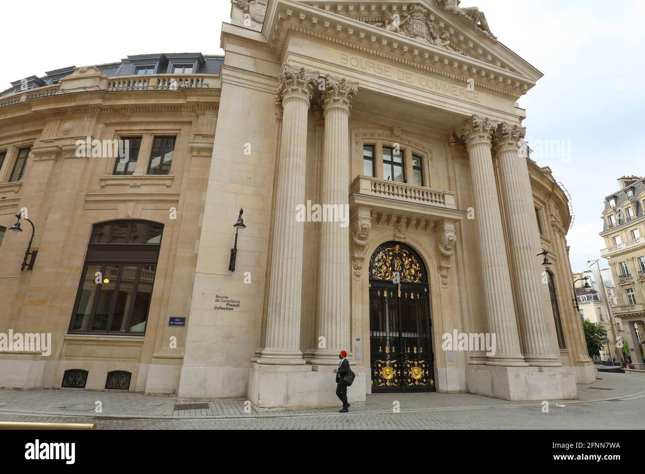 Bourse du commerce paris hi-res stock photography and images - Alamy