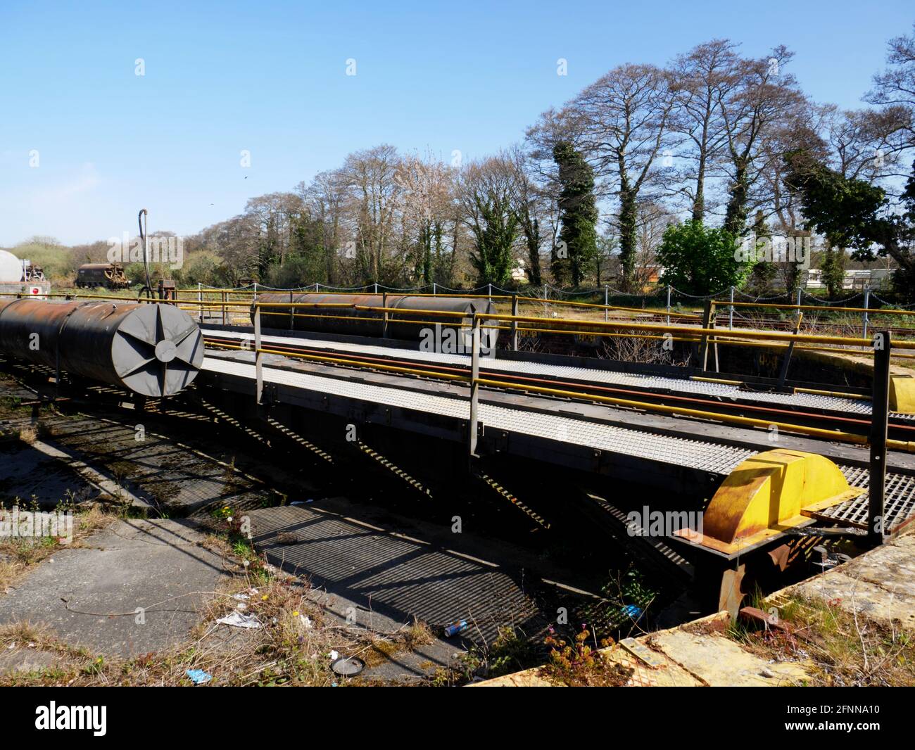 Railway turntable hi-res stock photography and images - Alamy